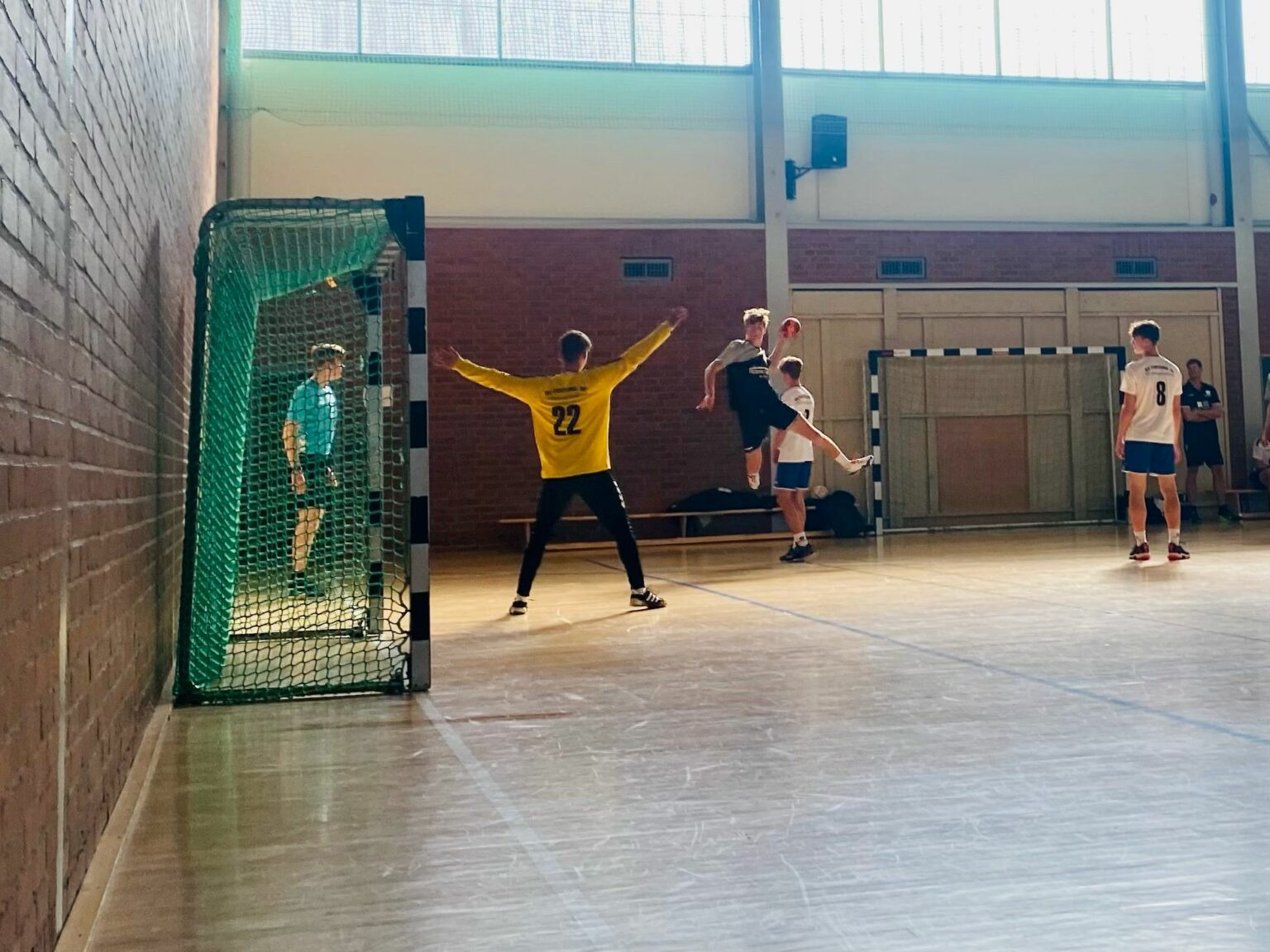 Heimsieg im Spitzenspiel mJB - stralsunder-hv